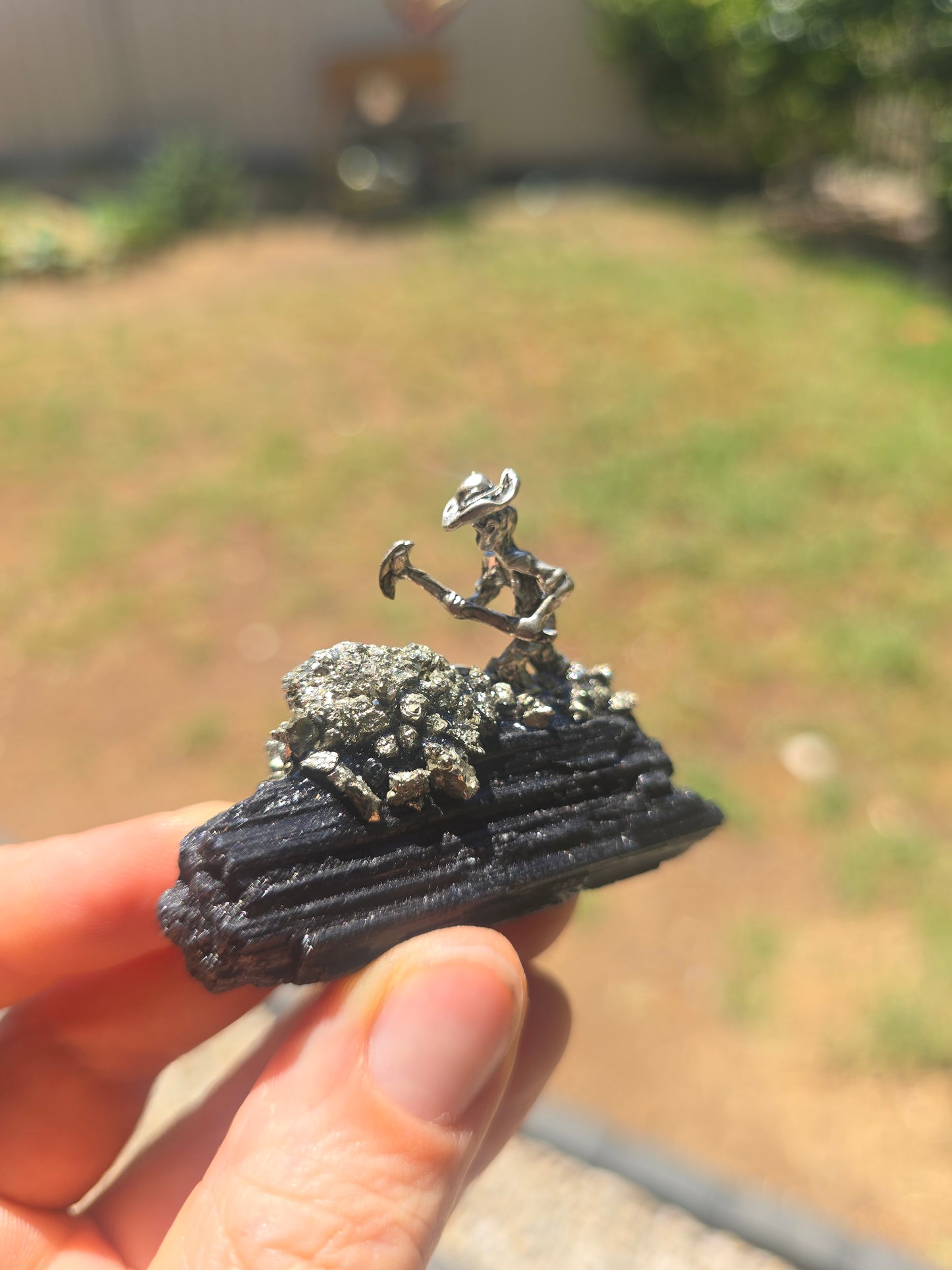 Tourmaline, Pyrite mining man – theoldmouldy